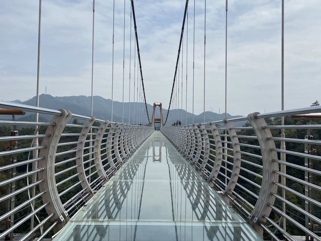 Yiwu Glass Bridge - Jinhua, Zhejiang, China｜Trip.com 義烏