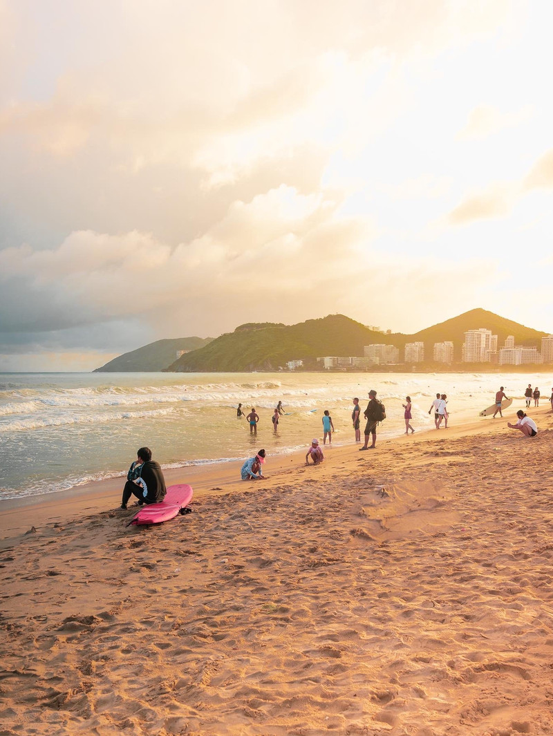 Dadonghai: A Getaway to the sea 🌴🌊☀️ | Trip.com Sanya