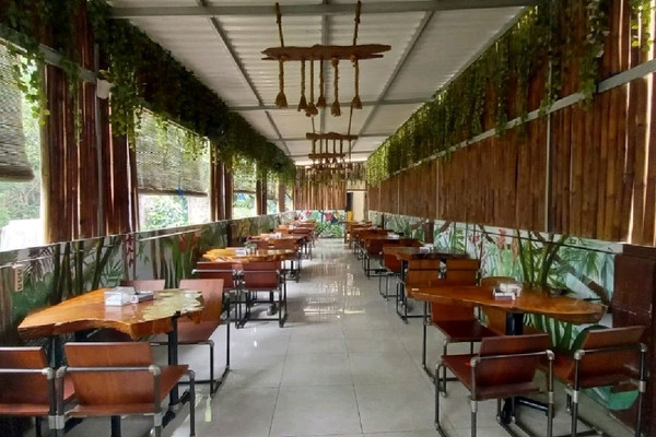 JPW Cafe & Resto | Trip.com Jakarta