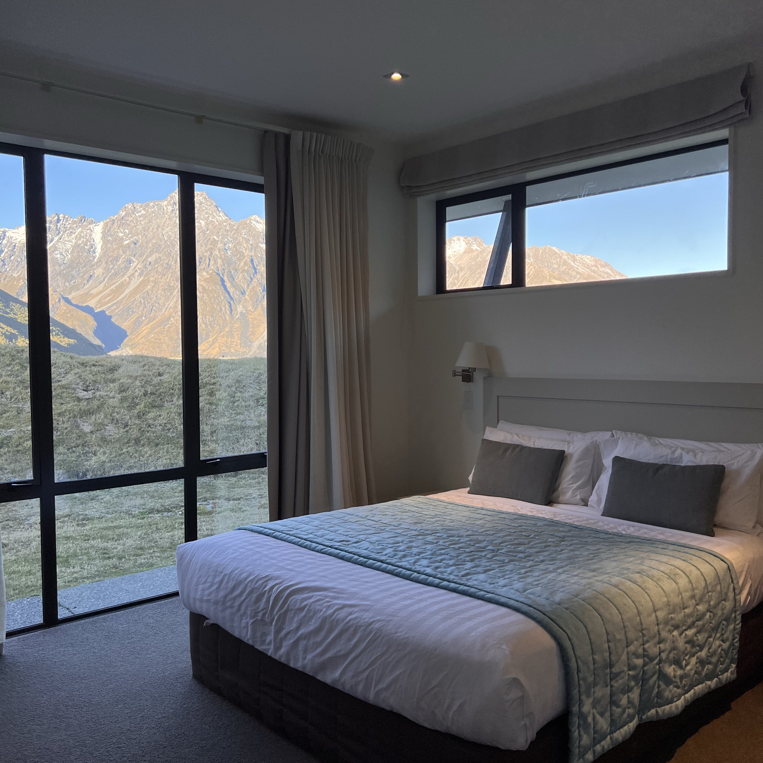 Mount Cook Village Travel Guide 2024 - Things to Do, What To Eat & Tips ...