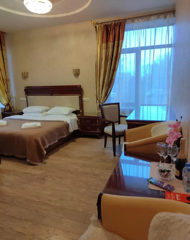 Happy Inn Hotel Na Sofiyskoy -