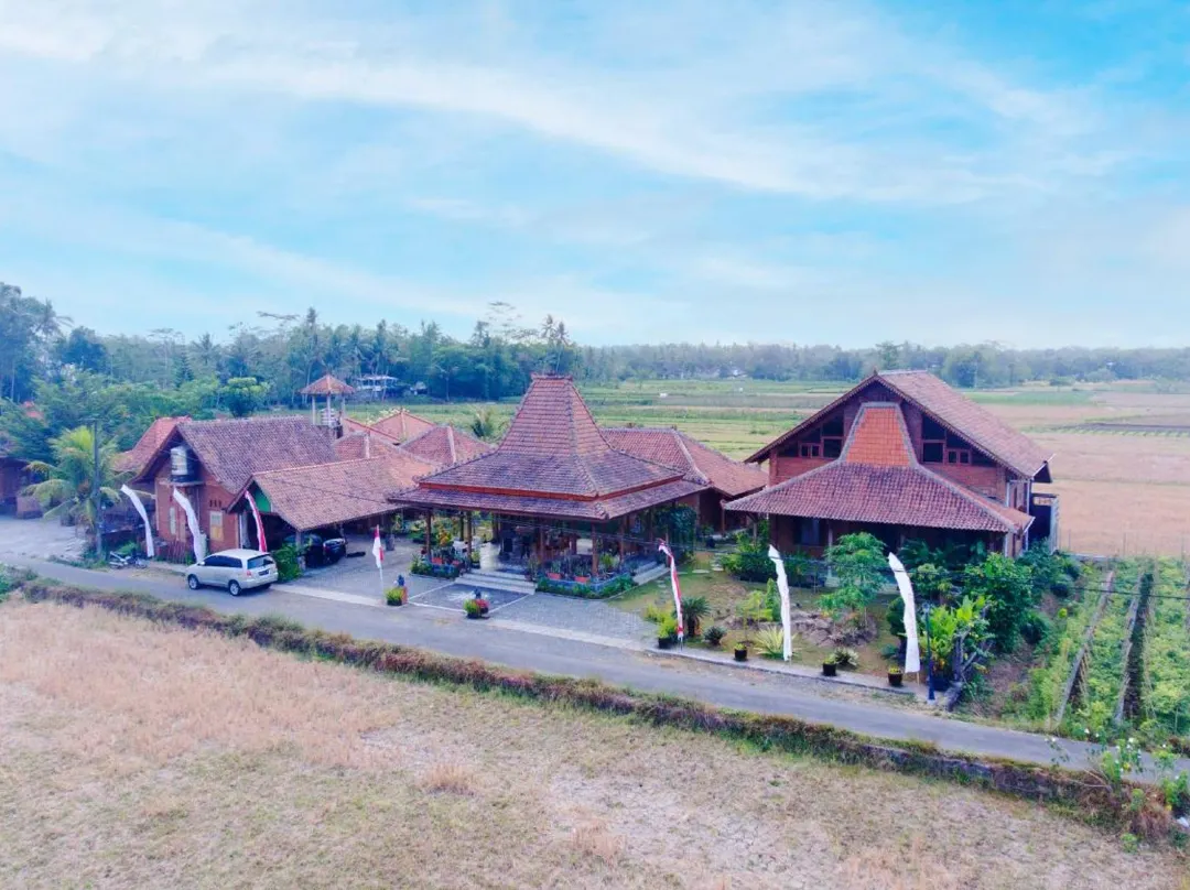 Bhumi Kasuryan Borobudur - Borobudur