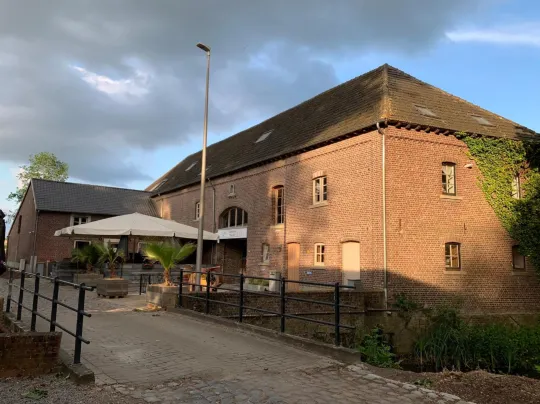 B&b Elzartwinning - Hasselt