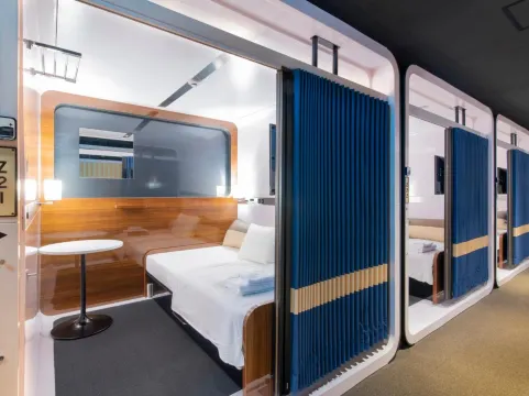 The S3  Wakayama Eki - Wakayama