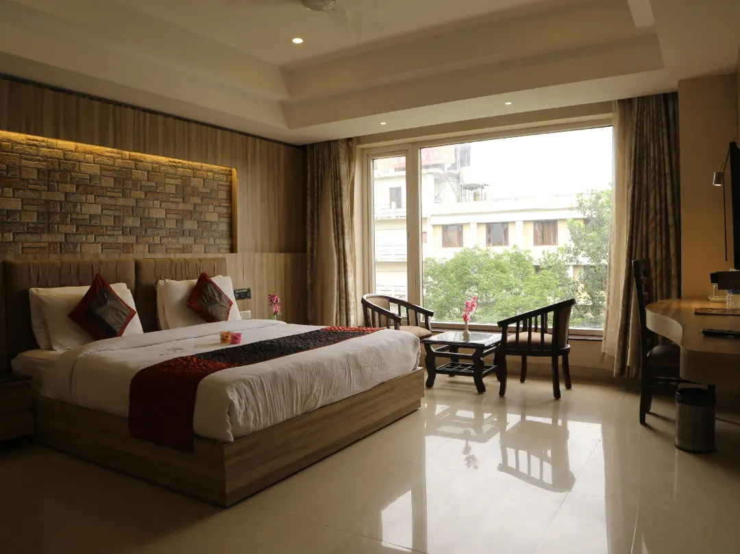The Pearl Grand Hotel - Dehradun