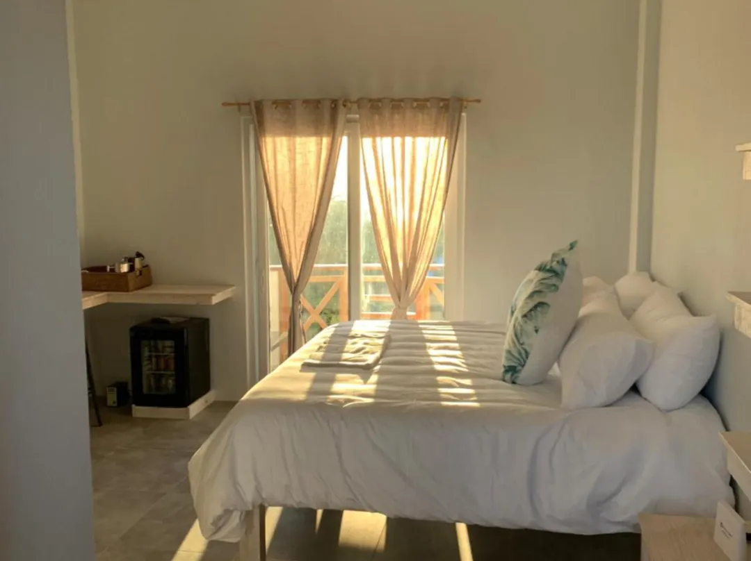 Crown Malapascua - Daanbantayan