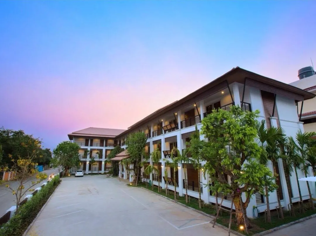 At Home Boutique - Lampang