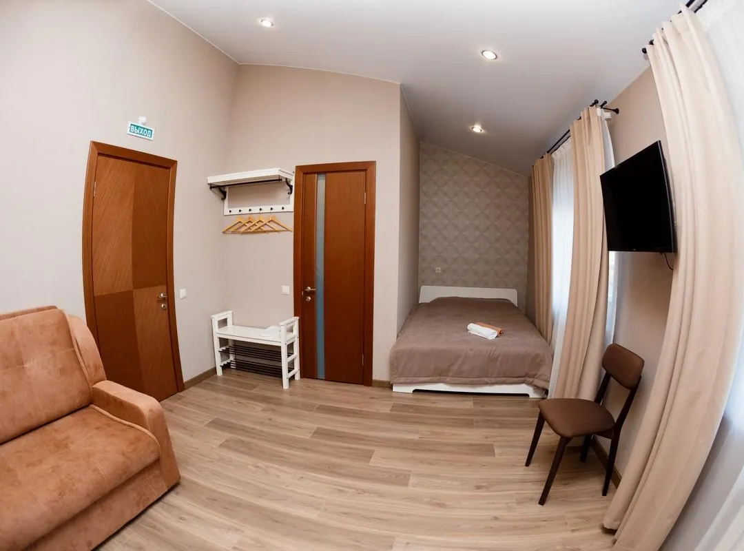 Aristokrat Hotel - Красноярск