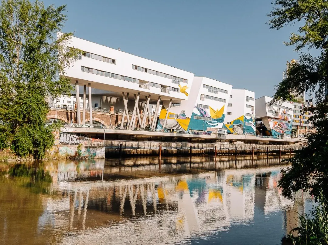 Urban Island I Riverside Apartments - Wien
