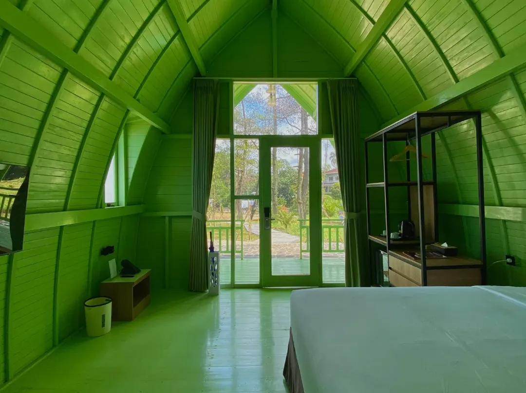 Cabin Geulis Cisarua Puncak - Cisarua