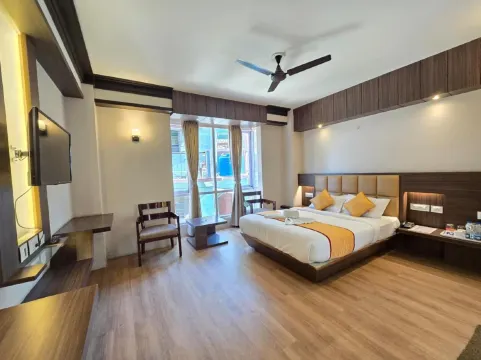 Golden Peaks Hotel & Restaurant - Kalimpong