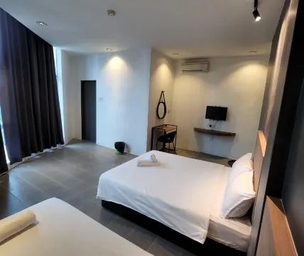 Hotel Lagenda - Hutan Melintang