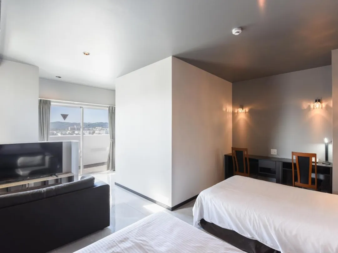 Richreson Awase - Okinawa