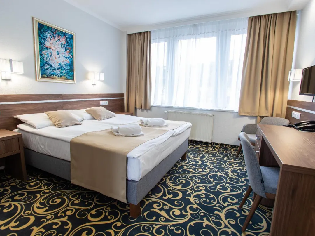 Hotel ÁRpád - Tata