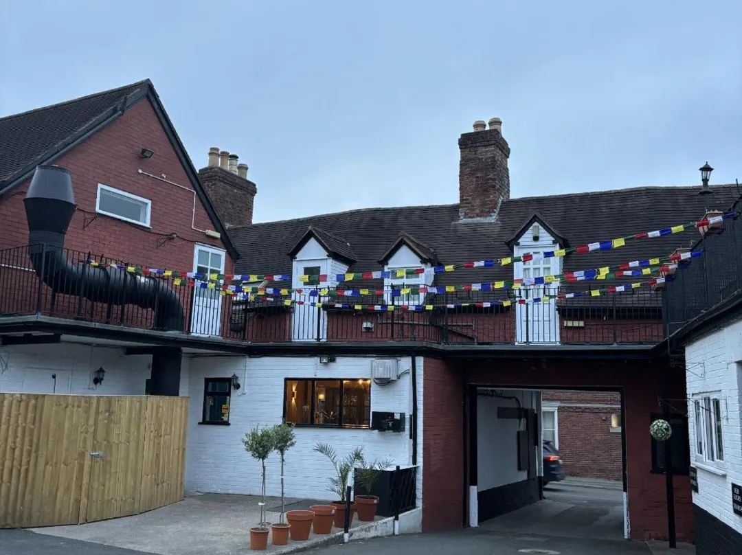 Yak & Yeti Hotel - Shropshire
