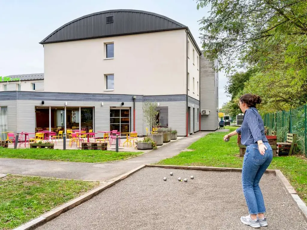 Ibis Styles Prevessin Geneve Airport - Ferney-Voltaire
