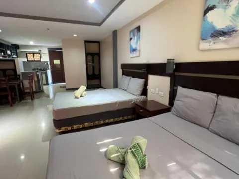 Dante's Hideaway - Malay