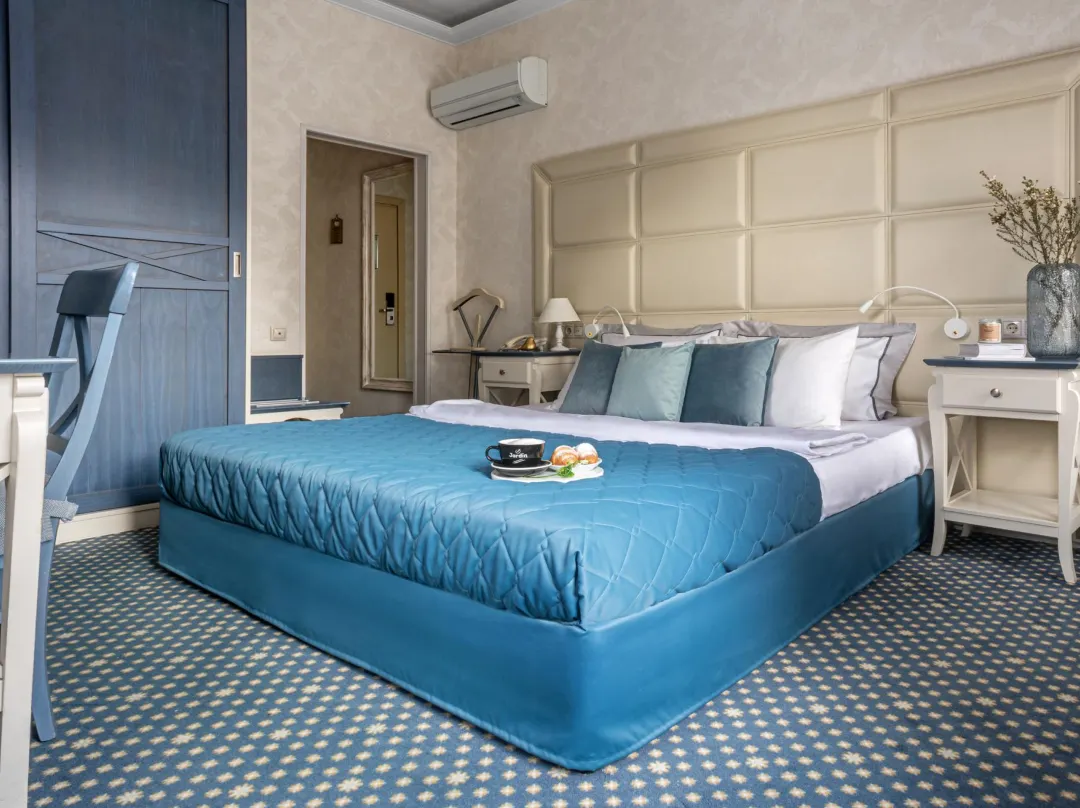 Blues Hotel - 