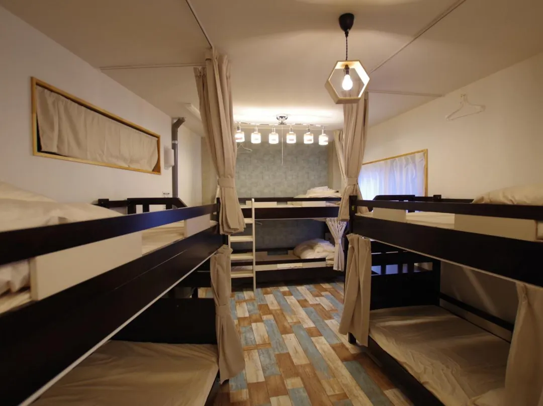 Cinnamon Guesthouse Dogo - Matsuyama