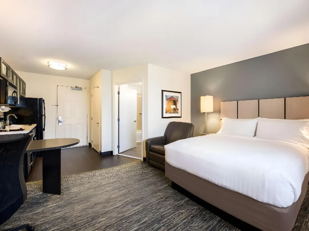 Sonesta Simply Suites Huntsville Research Park - Huntsville, AL