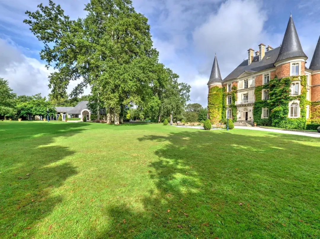 Le Château D'apigné - Ille-et-Vilaine