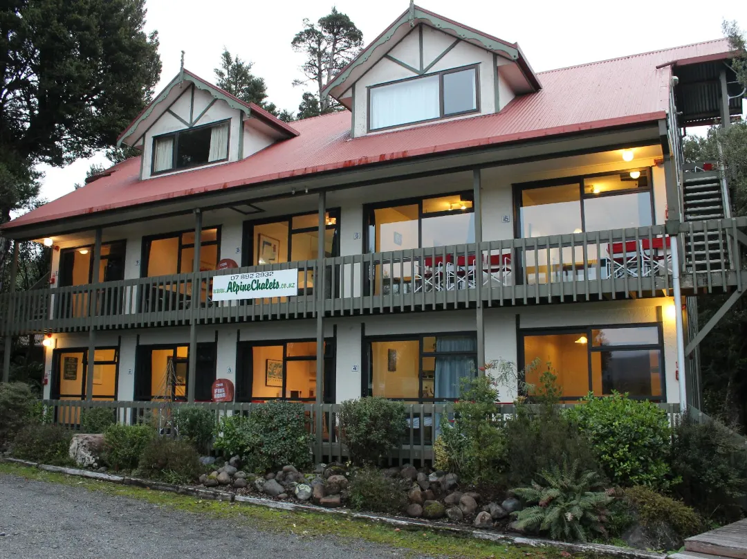 Alpine Chalets - New Zealand