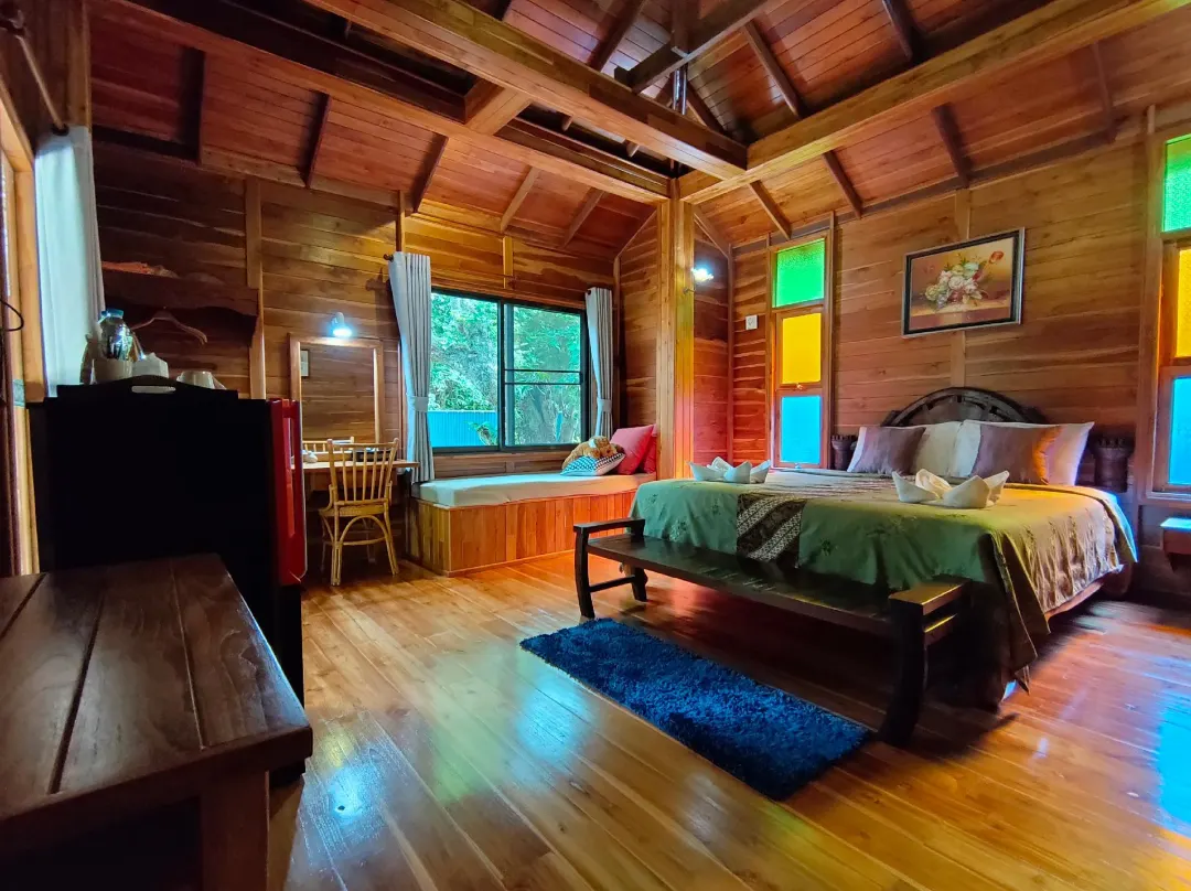 Phanya Chaley Suanphueng - Suan Phueng District