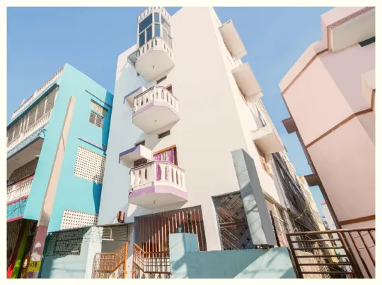 Goroomgo Ray Home Stay Puri - Puri