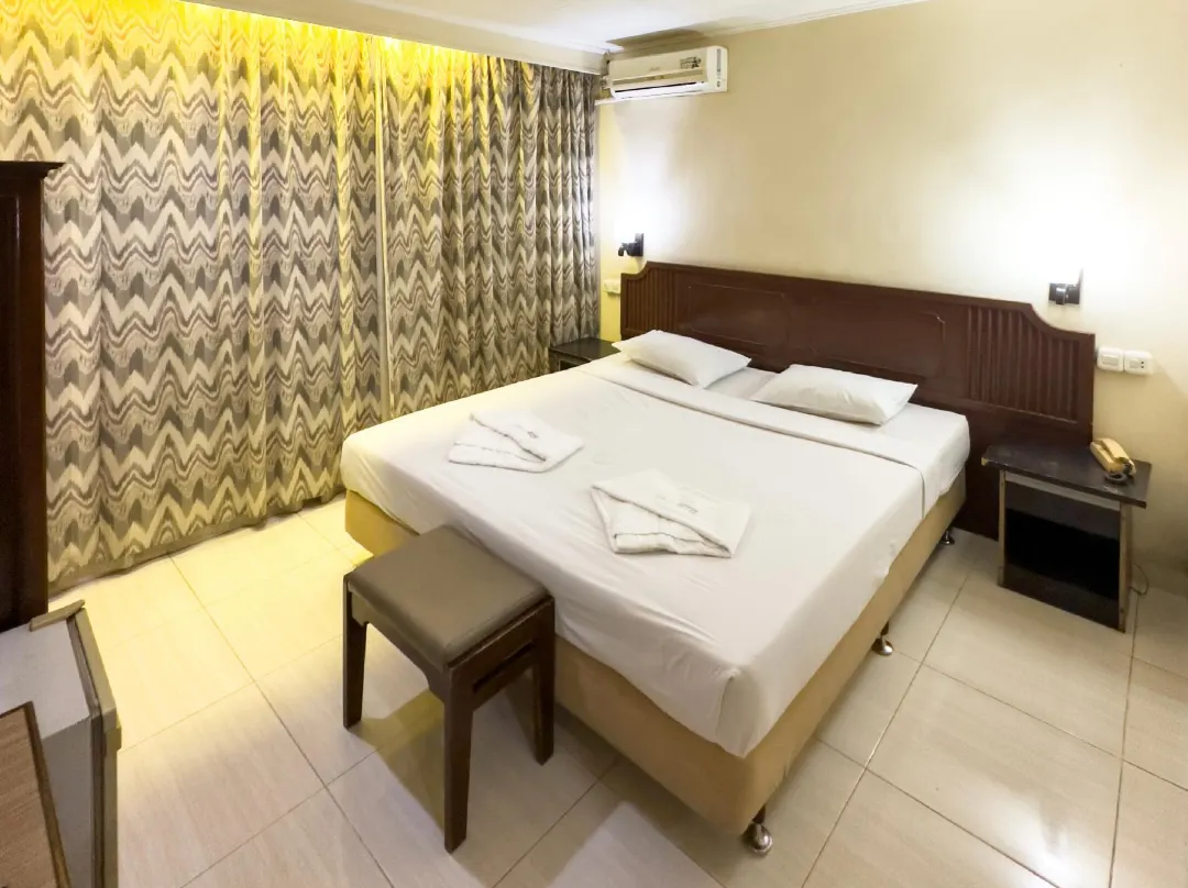 Lima's Hotel - West Sumatra