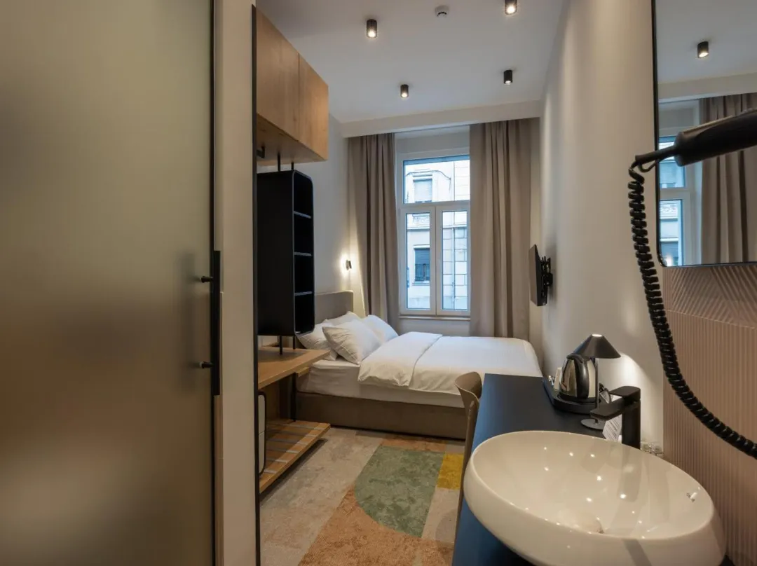 Hop Inn Rooms & Suites - Belgrade