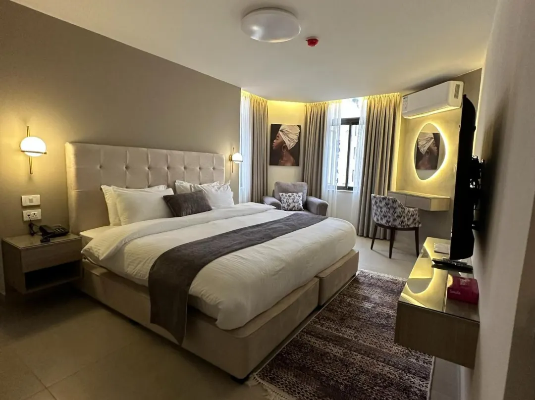 Red Carpet Suites - Amman