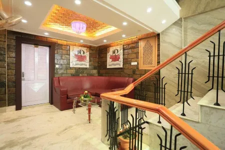 Milad Hotel : Avis Clients 2025 - Note 7.4 (99 Avis) | Trip.com