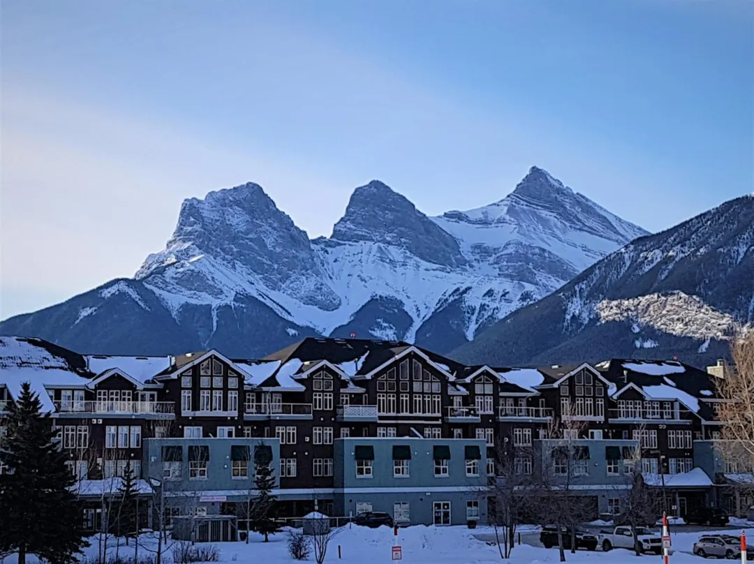 Sunset Resorts Canmore And Spa - Canmore