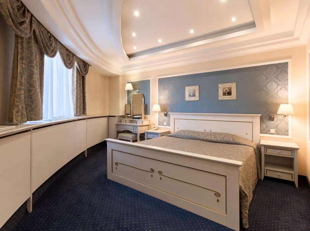 Ambassador Hotel - San Petersburgo