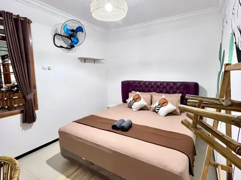 Bromo Breeze By Zzz - Malang