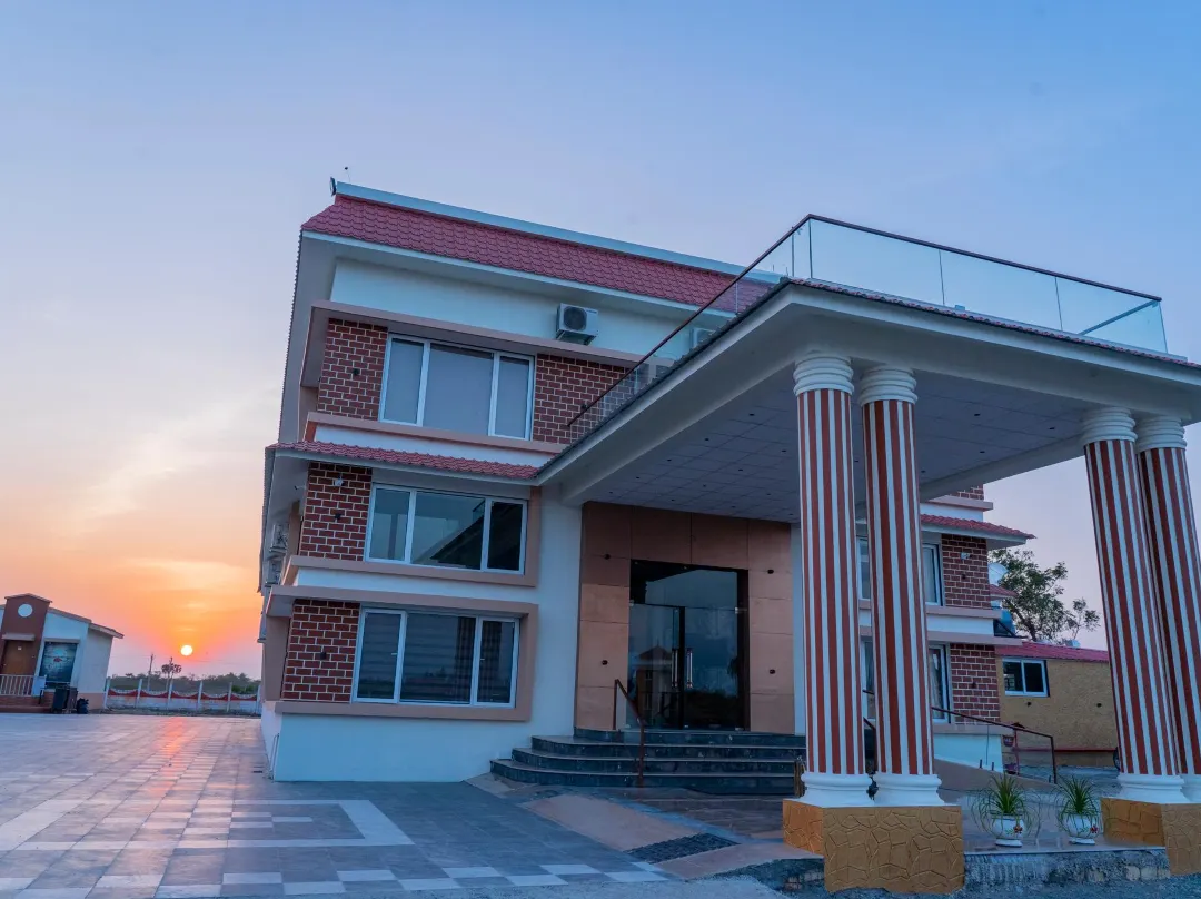 Flamingo Club & Resort, Una Gujarat, 3km Away From Diu Checkpost - Daman