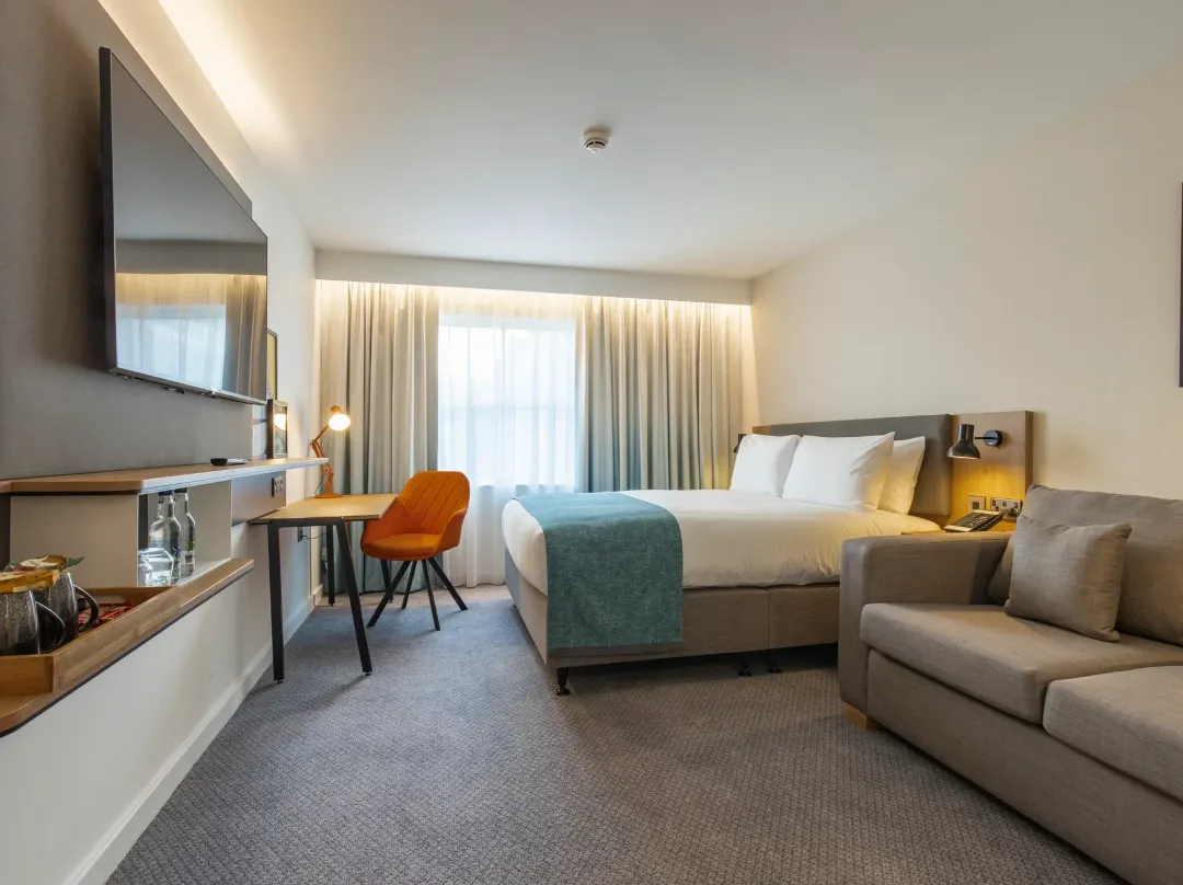Holiday Inn Bristol Airport - Somerset, UK