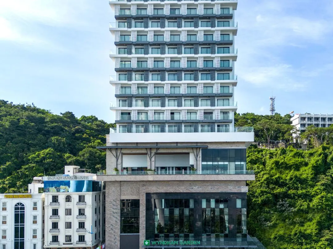 Wyndham Garden Legend Halong - Hạ Long