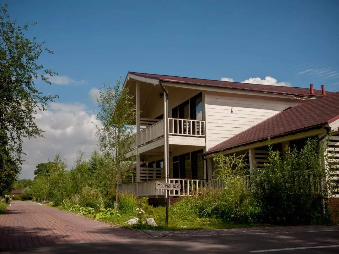 Ostrov Country Park Hotel - Moscow
