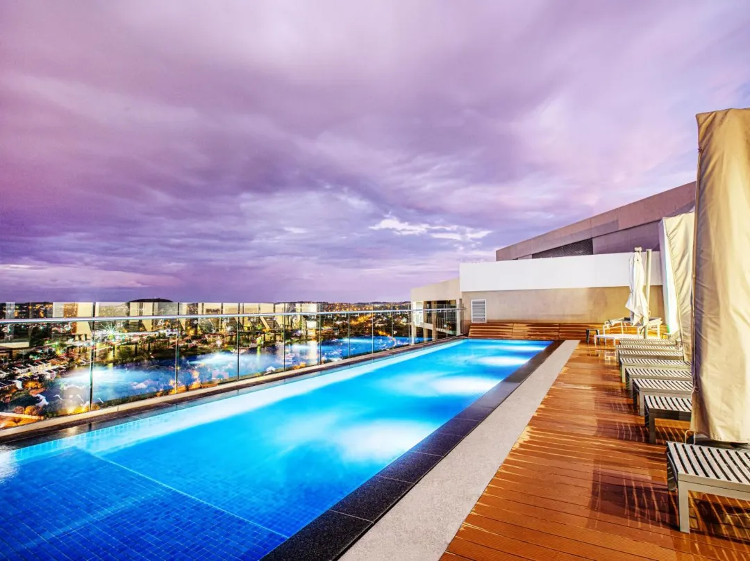 Menlyn Maine Luxury Rentals - Pretoria