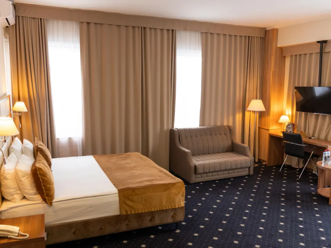 Central City Hotel - Грозный