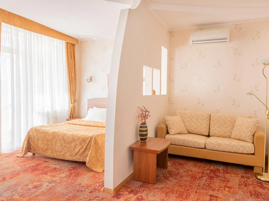 Almaz Hotel - Челябинск