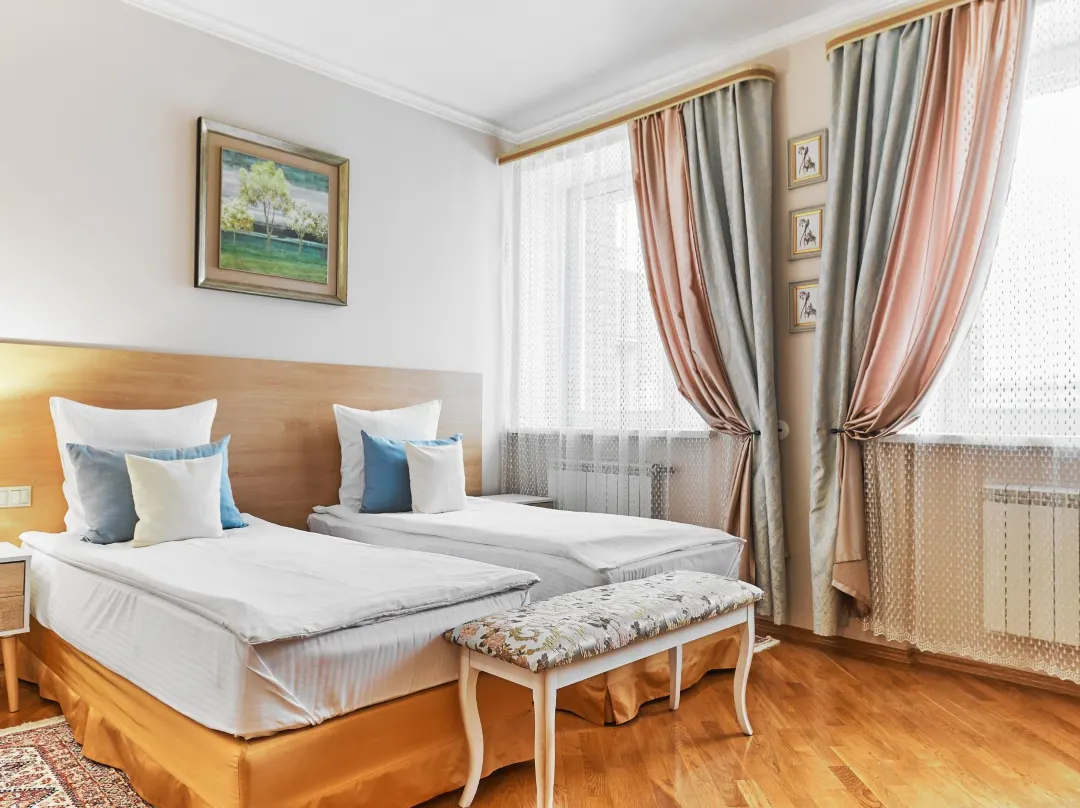 Poliart Hotel - Красноярск