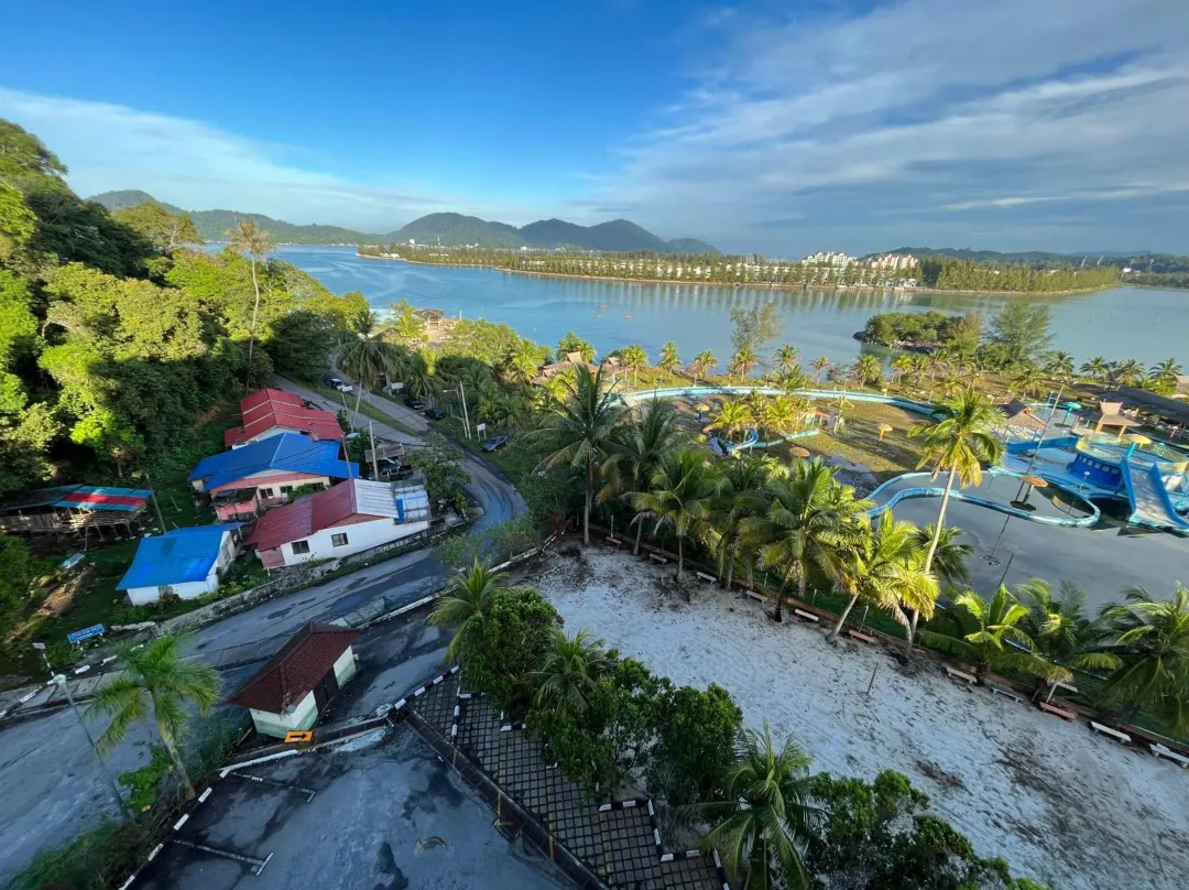 Eaglenest At Marina Cove Resort - Lumut