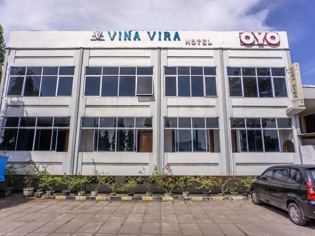 Oyo 2180 Vina Vira Hotel - Lhokseumawe