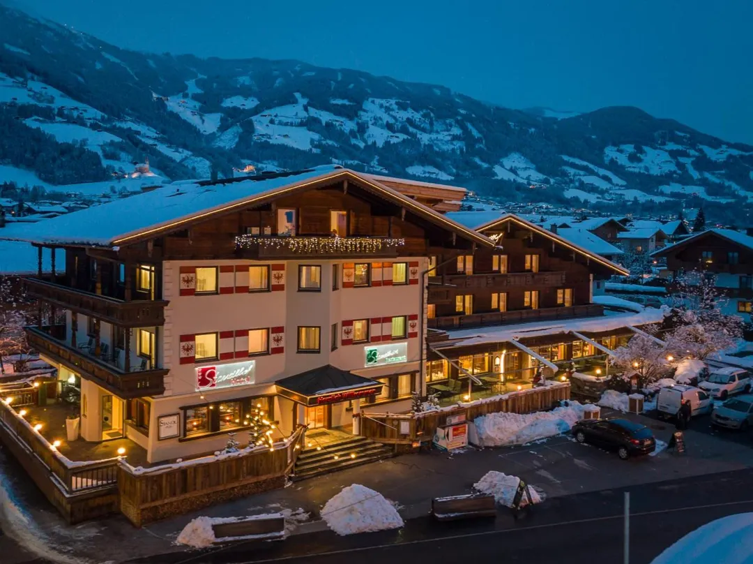 Hotel Standlhof Zillertal - Uderns