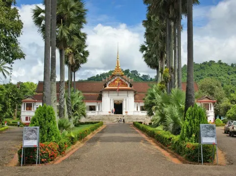 Moon's House Hotel - Luang Prabang