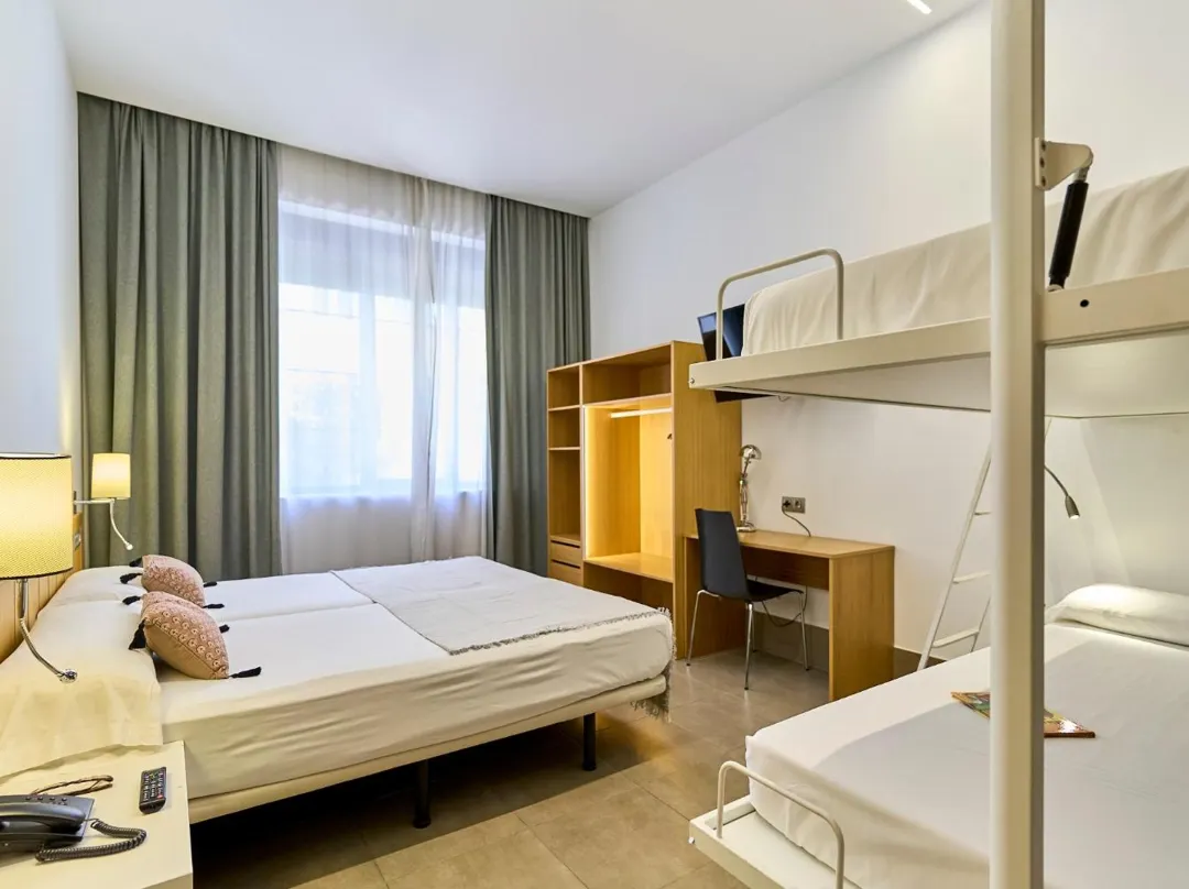 The Book Factory Hostel - Valladolid
