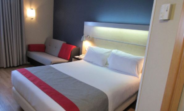 Holiday Inn Express MADRID - ALCORCON by IHG (Alcorcon) - 2026 Prices ...