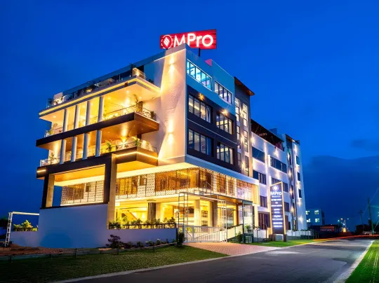 Hotel M Pro Palace Mysore - 12 Minutes To Mysore Palace - Mysuru